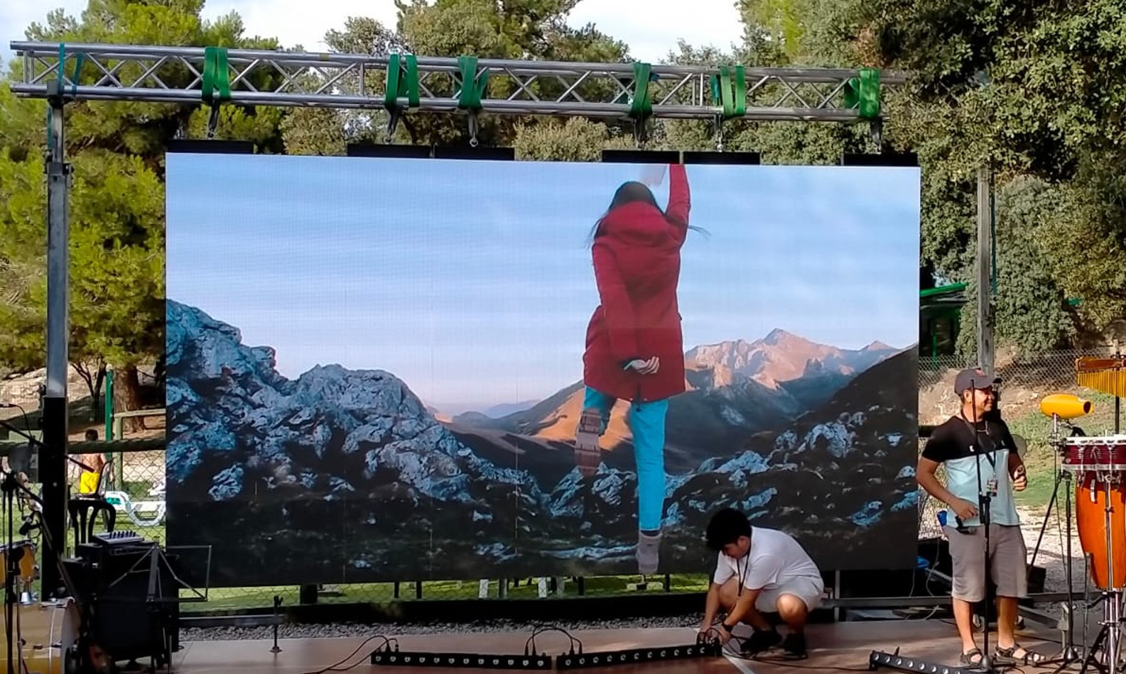 Pantallas led de exterior ¿Por qué contar con ellas?